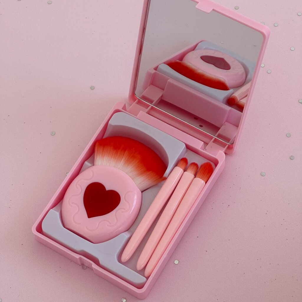 Set de Brochas Mini Corazón - MKD IMPORTACIONES